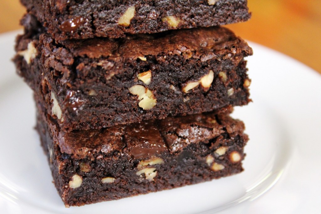 Fudgy Brownies No Butter, Healthy Brownies | Jenny Can Cook - Jenny Can ...